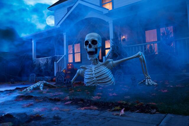 Amscan Giant Ground Breaker Skeleton Halloween Decoration, 48-in ...