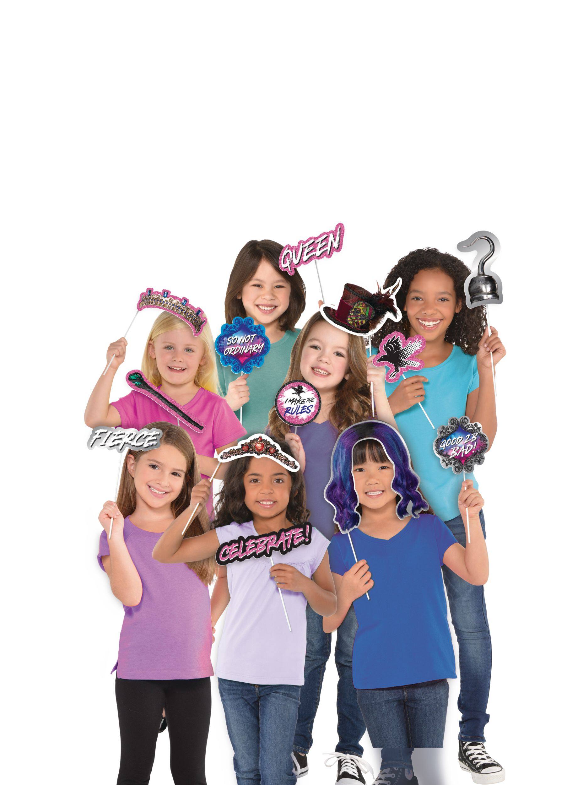 Disney Descendants "Celebrate" Plastic Fringe Scene Setter Background ...