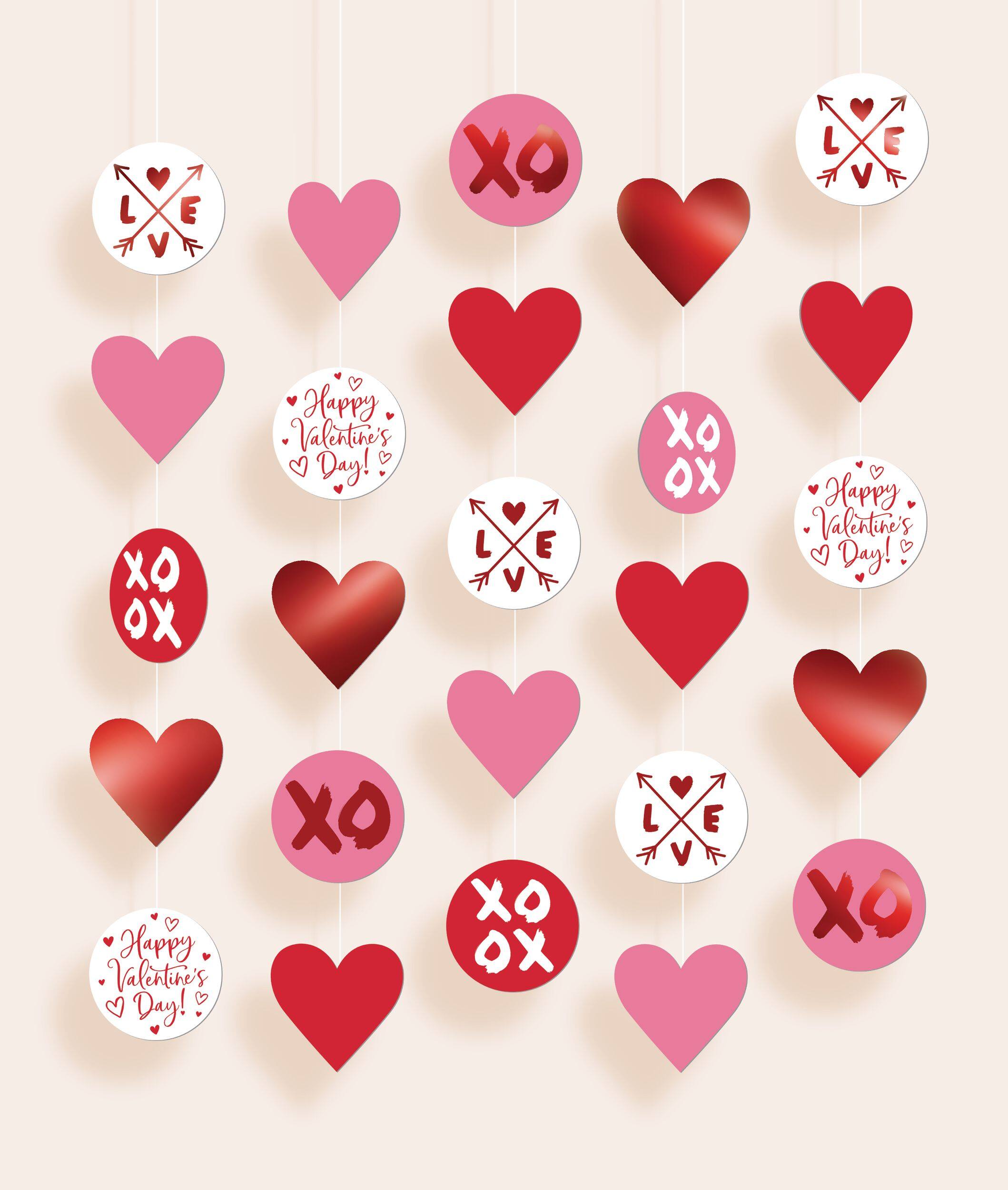 Valentine's Day Hearts String Decorations, 5-pk | Party City
